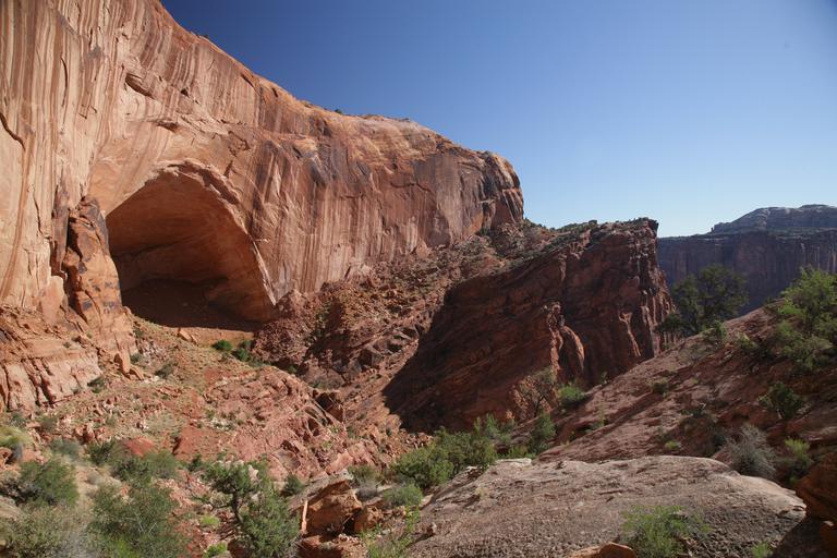 Alcove Spring: Hiking Guide