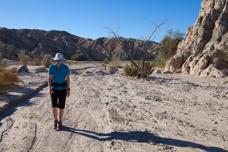 Pyramid Canyon: Hiking Guide