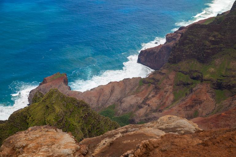 Honopu Ridge: Hiking Guide