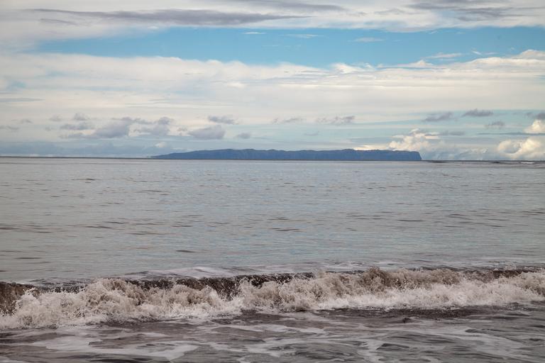 Pakala Beach: Hiking Guide