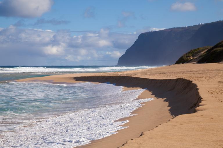 Polihale Beach: Hiking Guide