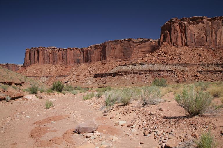 Alcove Spring: Hiking Guide