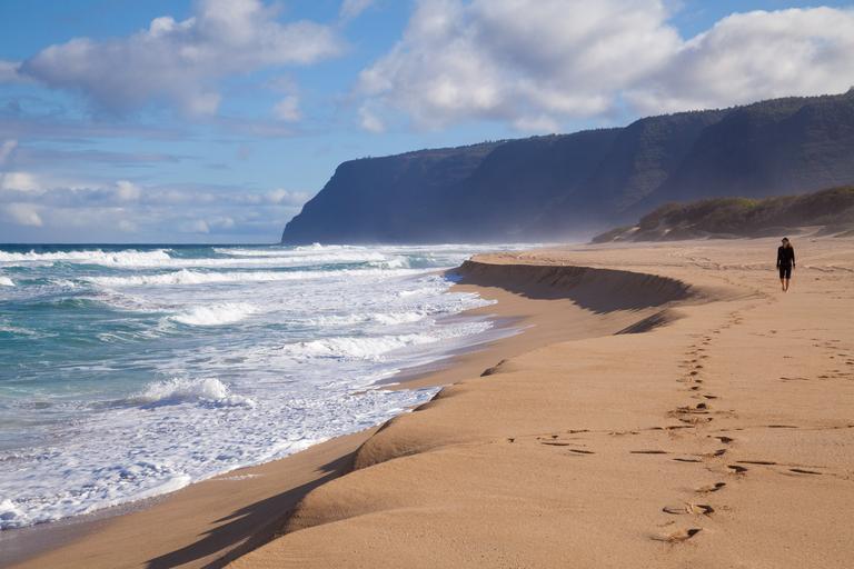 Polihale Beach: Hiking Guide