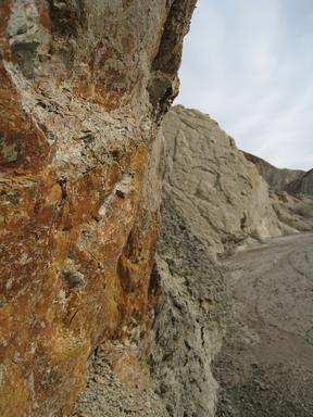 Coffee Bean Canyon: Hiking Guide