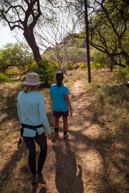 Lahilahi Point: Hiking Guide