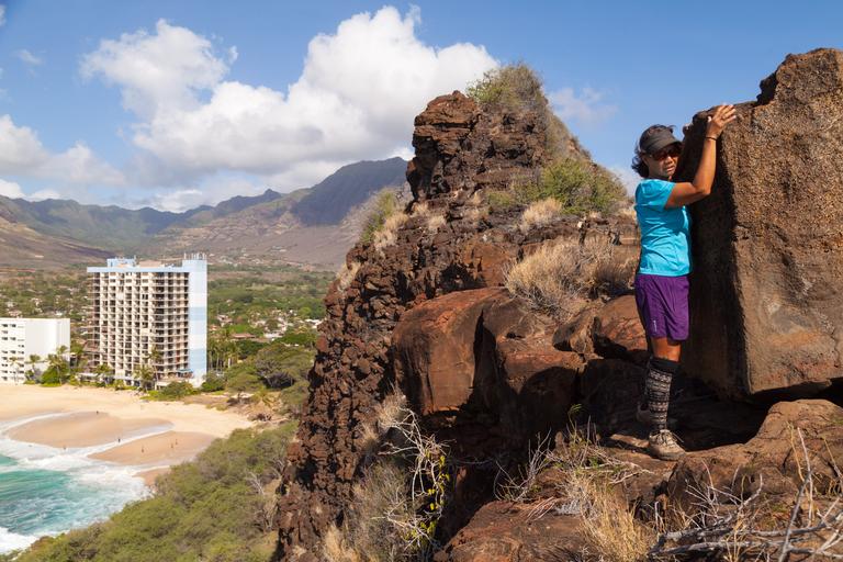 Lahilahi Point: Hiking Guide