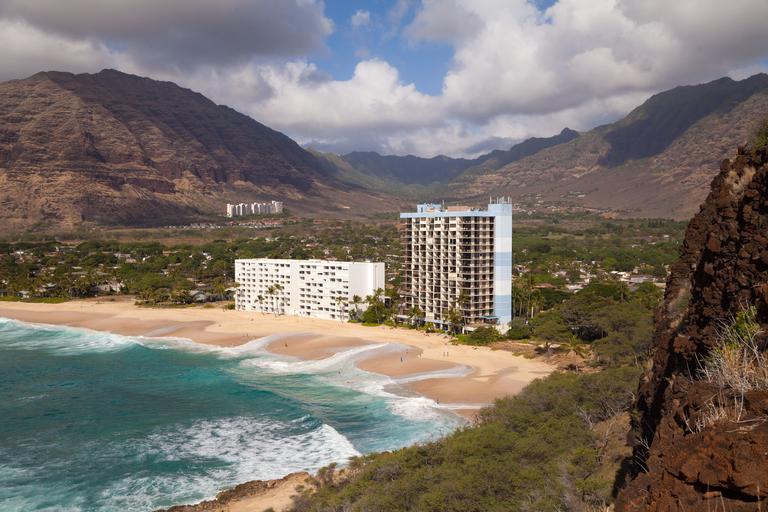 Lahilahi Point: Hiking Guide