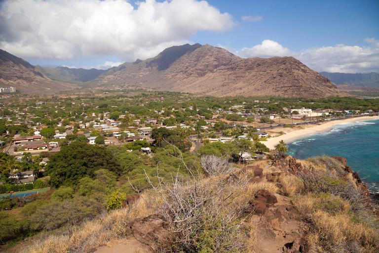 Lahilahi Point: Hiking Guide